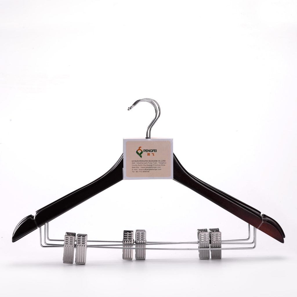 Premium Wooden Clip Hangers - Manufacturer of Custom Designs for Wholesale
